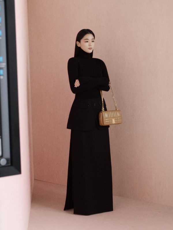 Female Daily Editorial - Tampil Berkelas, Aktris Jun Ji Hyun Terpilih sebagai Global Ambassador ...