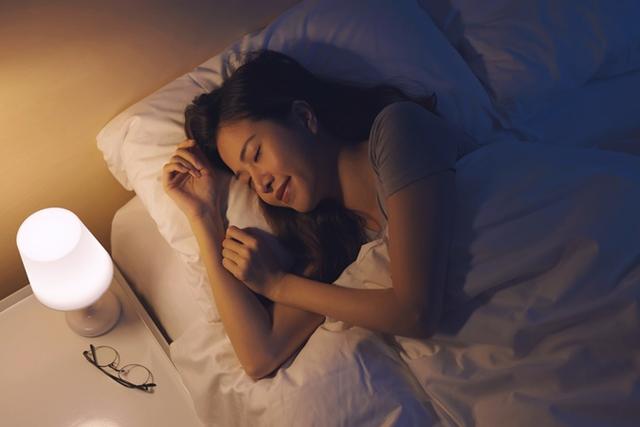 Female Daily Editorial - Tips dan Vitamin Ini Bisa Bantu Kamu Tidur Lebih Nyenyak di Bulan Puasa