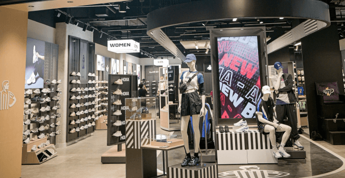 Female Daily Editorial - Perluas Jejak Foot Locker, MAP Active Buka ...