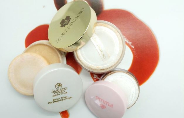 Female Daily Editorial - Jenis dan Fungsi Bedak Berbagai Tipe