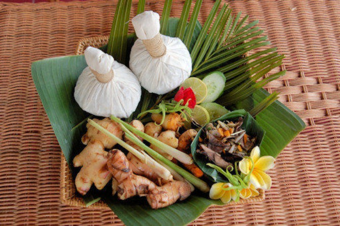 Female Daily Editorial - Tradisi Kecantikan Puteri Keraton