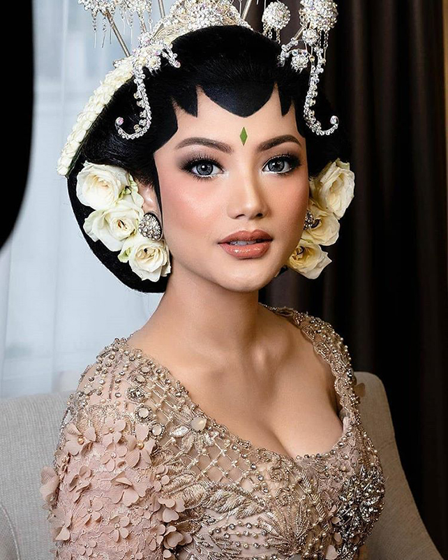 Female Daily Editorial - Makna Riasan Tradisional Asli Indonesia | # ...