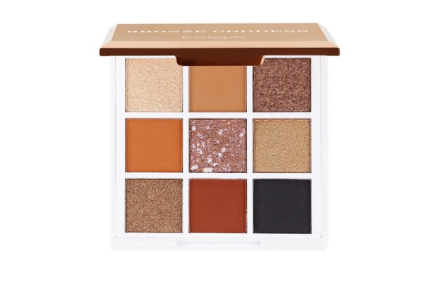 Female Daily Editorial - 5 Eyeshadow Palette Dengan Warna Festive yang ...