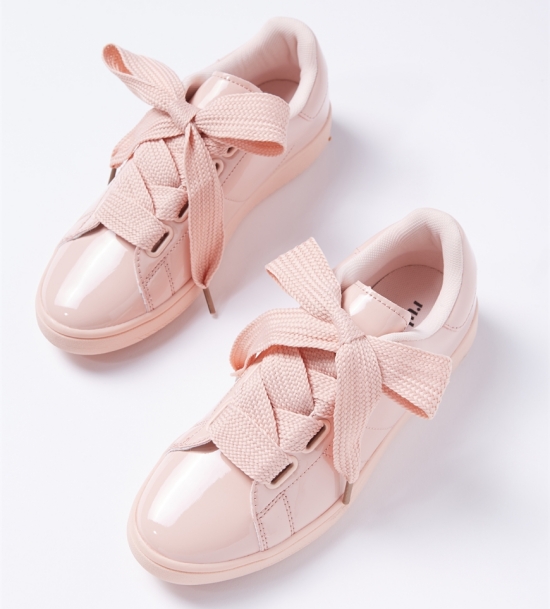 Female Daily Editorial - Pilihan Wedding Sneakers untuk Kamu yang Ingin ...