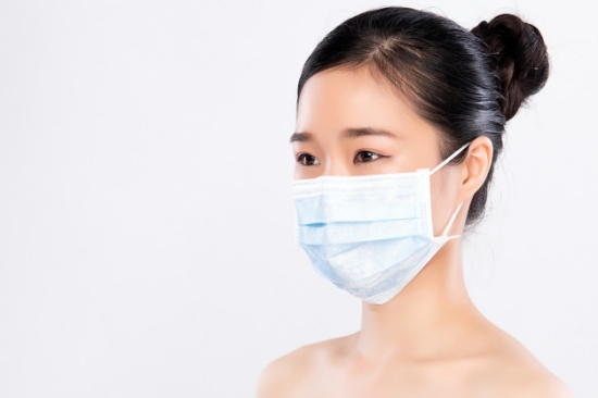 Female Daily Editorial - Tips Makeup Tahan Lama Saat Pakai Masker Seharian