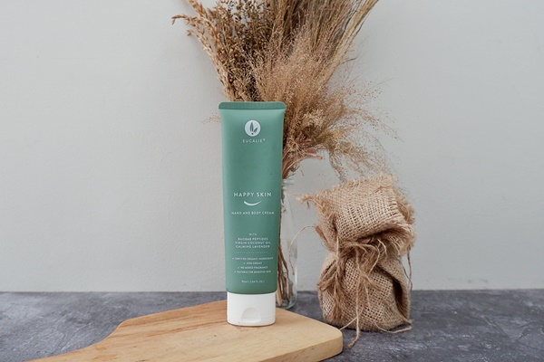 Female Daily Editorial - 3 Rekomendasi Body Lotion Lokal untuk Kulit ...