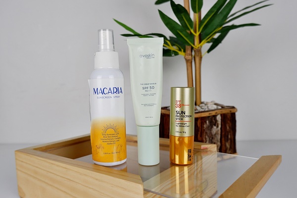Female Daily Editorial - 3 Jenis Sunscreen Yang Kamu Perlu Tahu