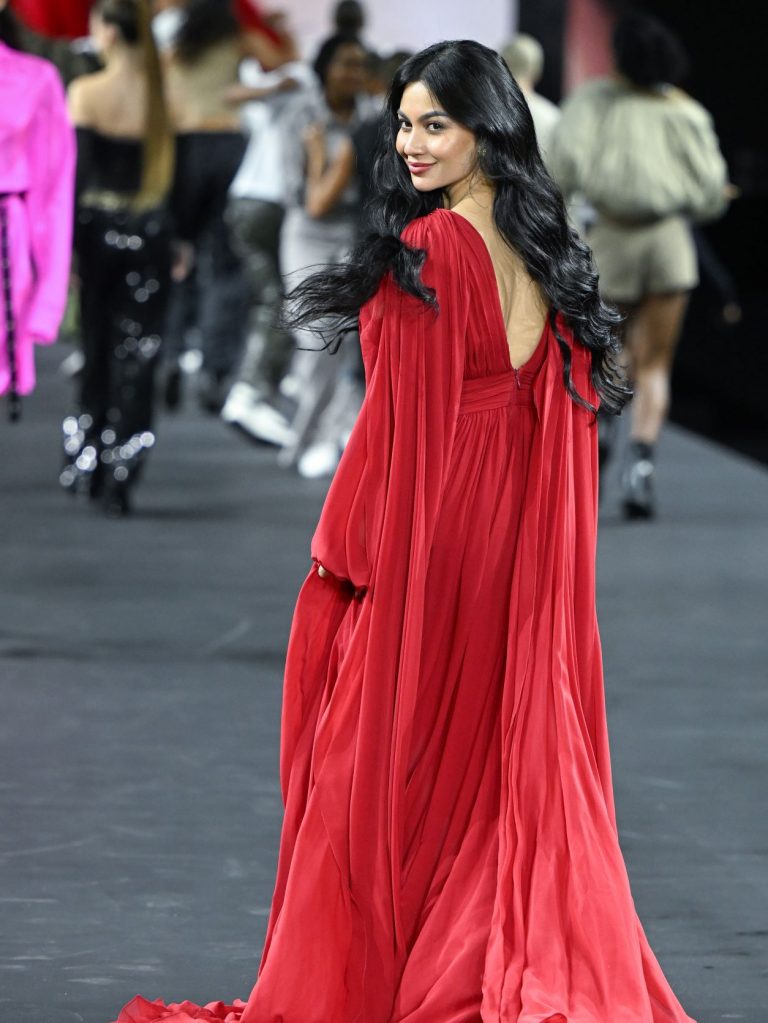 Female Daily Editorial - Super Elegan! Intip Gaya Ariel Tatum saat ...