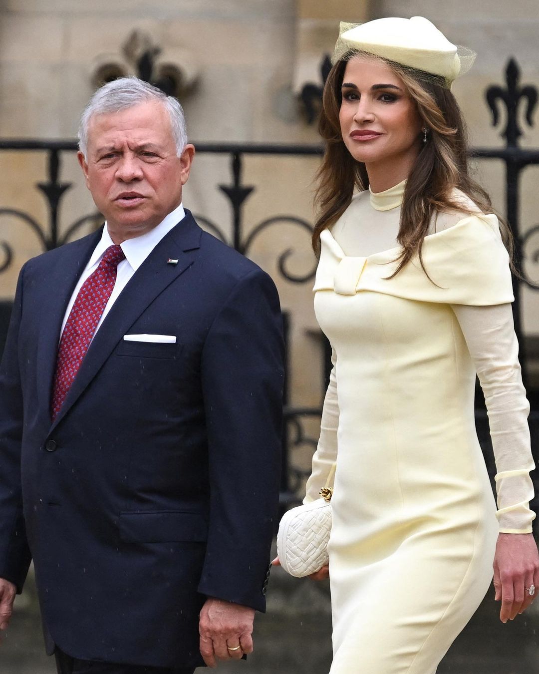 Female Daily Editorial - Chic dengan Headpiece, Lihat Penampilan 8 Tamu ...