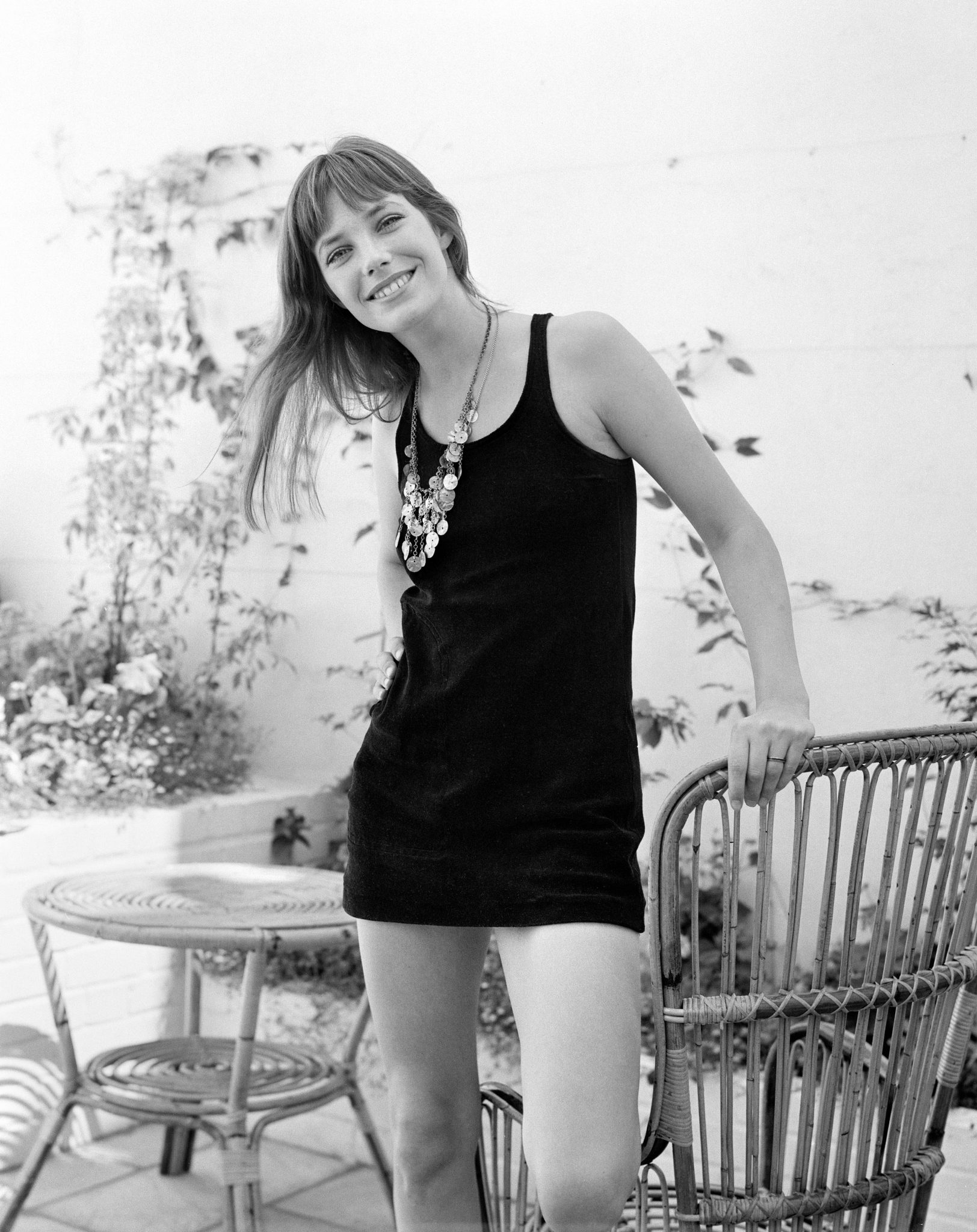 Female Daily Editorial - Rest In Peace, Jane Birkin! Ini 10 Gaya Sang ...