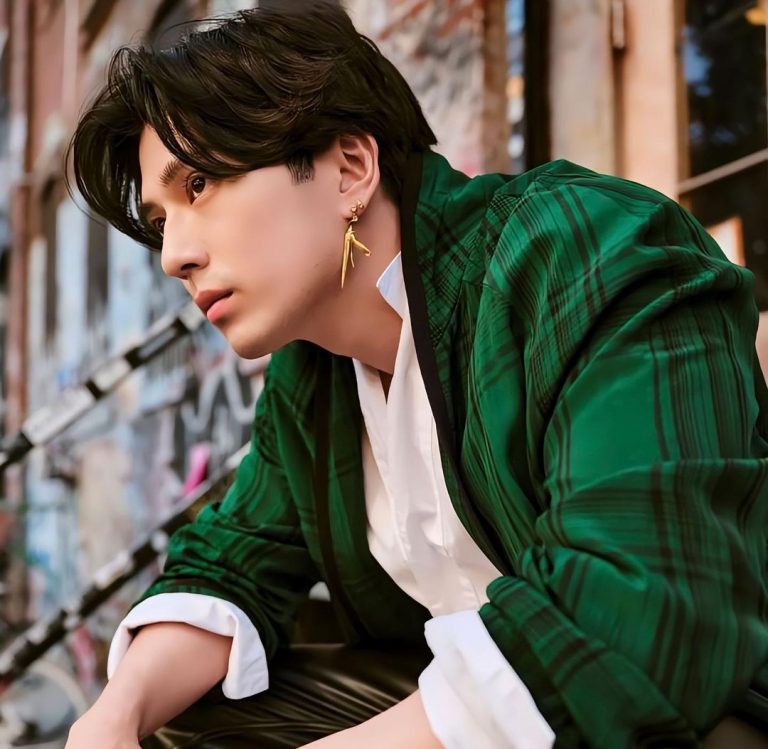 Female Daily Editorial - 3 Fakta Mackenyu Arata, Karakter 'Zoro' yang ...