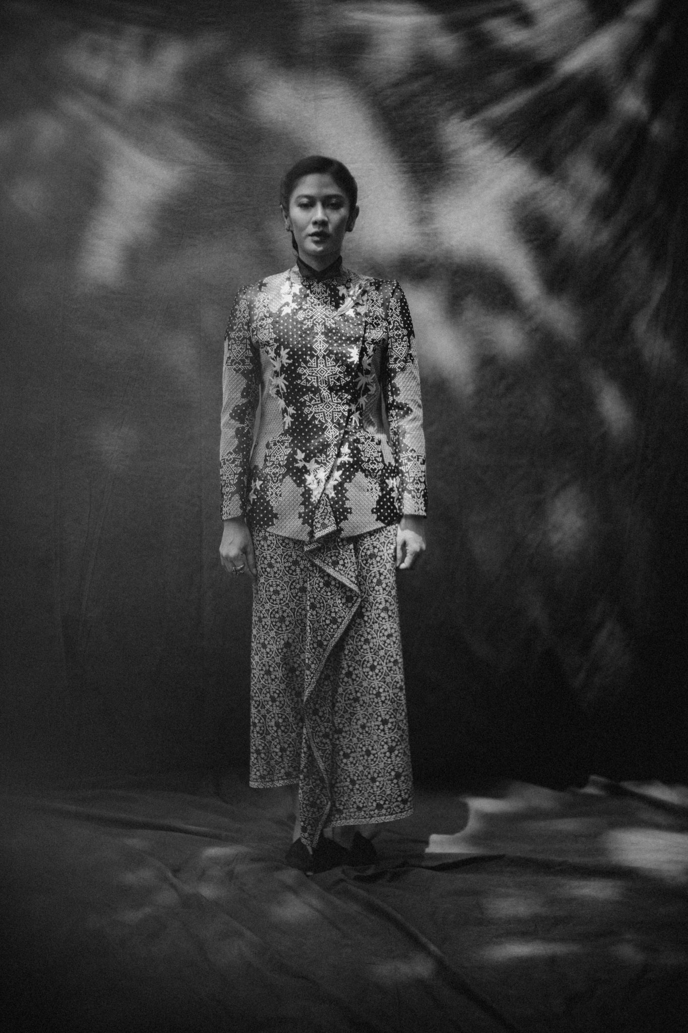 Female Daily Editorial - Intip Penampilan Dian Sastrowardoyo dengan ...