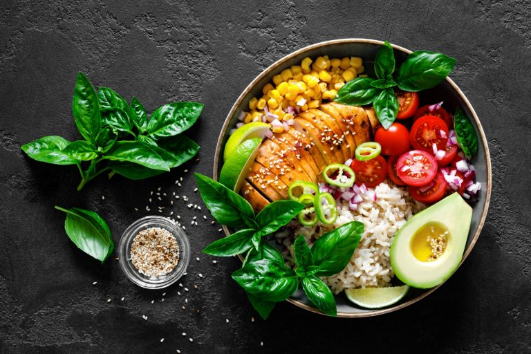 Female Daily Editorial - Jangan Lapar Mata! Ikuti 5 Cara Buka Puasa ...